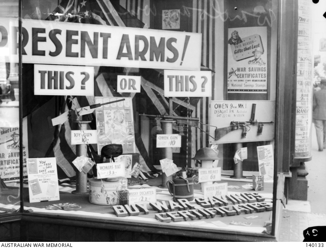 MELBOURNE, VIC. 1943-12-15. ONE OF THE MANY WAR LOAN WINDOW DISPLAYS IN ...