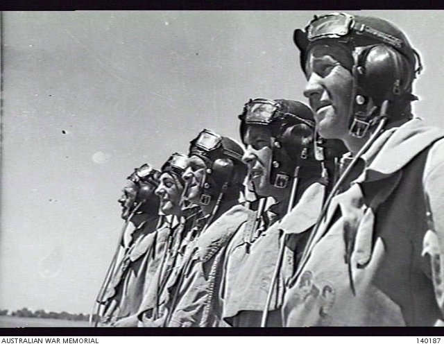 MELBOURNE, VIC. 1944-01-04. EX MEMBERS OF THE AIF WHO HAVE TRANSFERRED ...