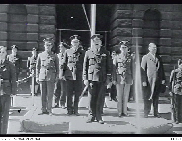 Melbourne, Vic. 1944-10-15. Air Commodore F. W. F. Lukis, CBE, Air ...