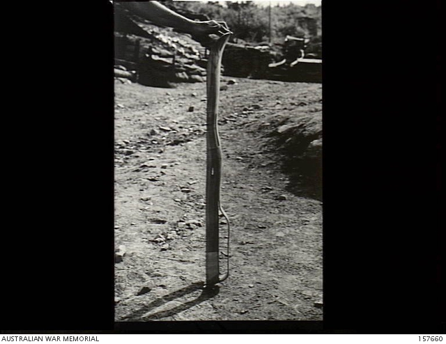 Majon'ni, Korea. 1953-07-24. Side view of an American type leg splint ...