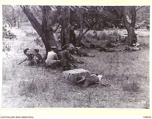 VICTORIA, 1940-10. AUSTRALIAN ARMY SERVICE CORPS PERSONNEL FIELD ...