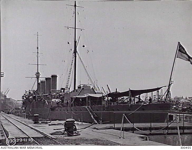 COCKATOO ISLAND, NSW. 1916-11-29. PORT QUARTER VIEW OF THE CRUISER HMAS ...