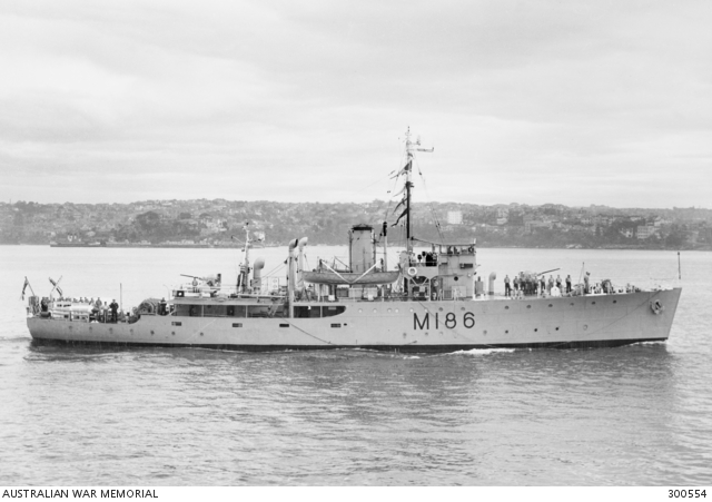 SYDNEY, NSW. 1954. STARBOARD SIDE VIEW OF THE CORVETTE HMAS COOTAMUNDRA ...