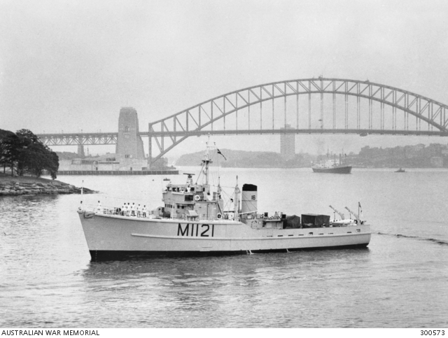 SYDNEY, NSW. AERIAL PORT SIDE VIEW OF THE MINESWEEPER HMAS CURLEW (EX ...