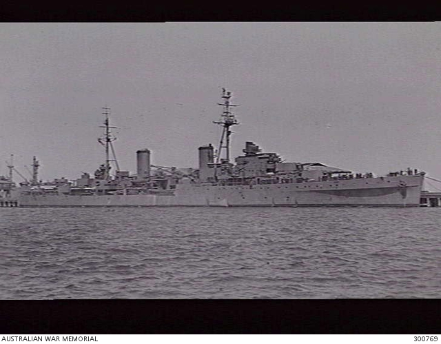 STARBOARD SIDE VIEW OF THE CRUISER HMAS HOBART (I) SHOWING HER FINAL ...