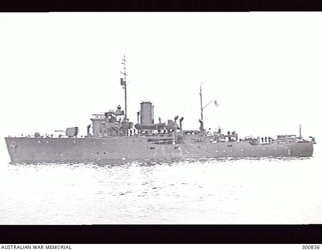 SYDNEY, NSW. PORT BROADSIDE VIEW OF THE CORVETTE HMAS KALGOORLIE (J192 ...