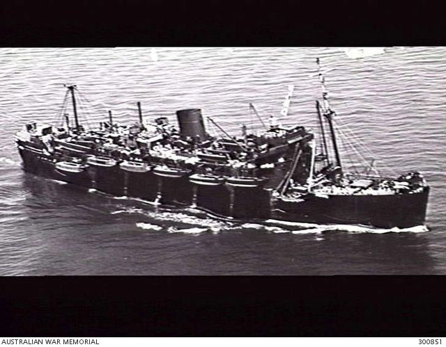 1943-10-22. AERIAL STARBOARD BOW VIEW OF THE LANDING SHIP INFANTRY ...