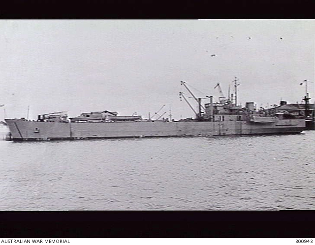 PORT MELBOURNE, VIC. 1947-11-10. LANDING SHIP, TANK (LST) 3501 (LATER ...