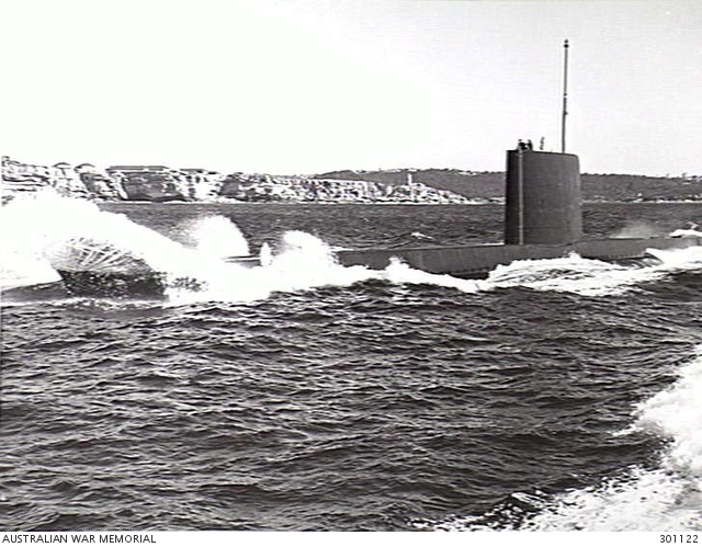 SYDNEY, NSW. PORT BOW VIEW OF THE SUBMARINE HMAS ONSLOW. NOTE THE ...