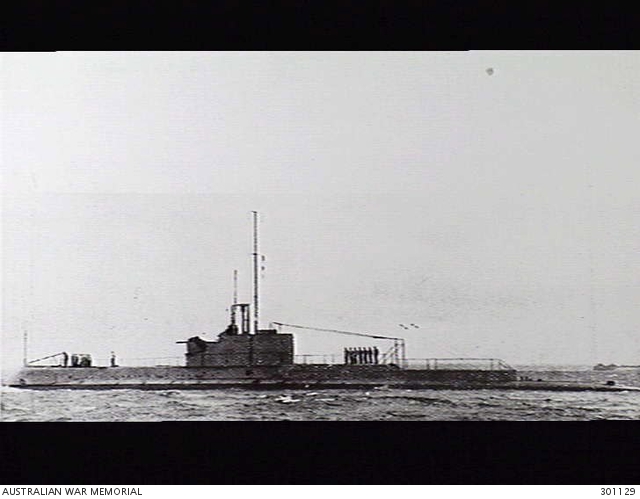 PORT SIDE VIEW OF THE SUBMARINE HMAS OTWAY (I). (NAVAL HISTORICAL ...