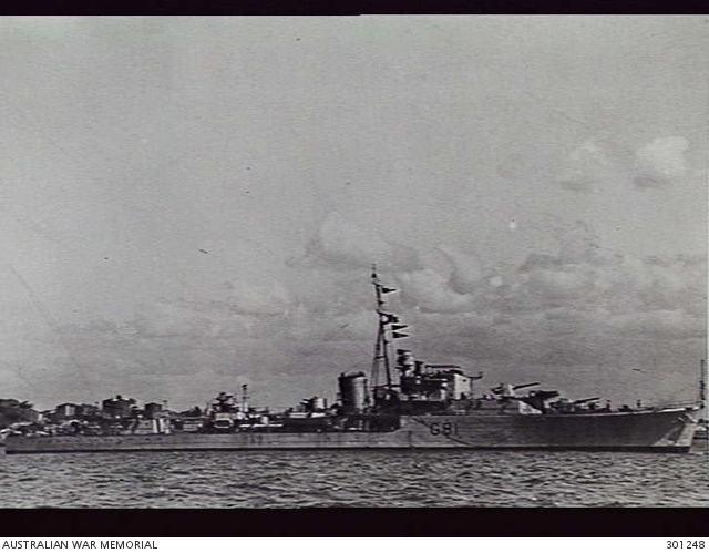 SYDNEY, NSW. STARBOARD VIEW OF THE DESTROYER HMAS QUIBERON(G81) AS SHE ...