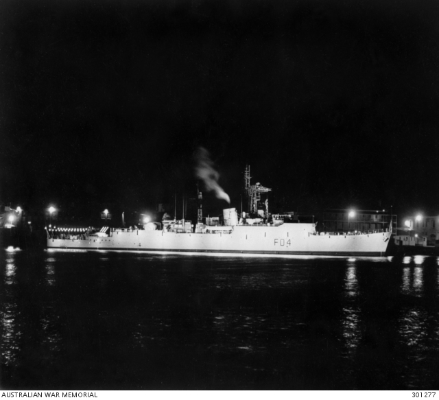 SYDNEY, NSW. STARBOARD BROADSIDE VIEW OF THE FRIGATE HMAS QUICKMATCH ...