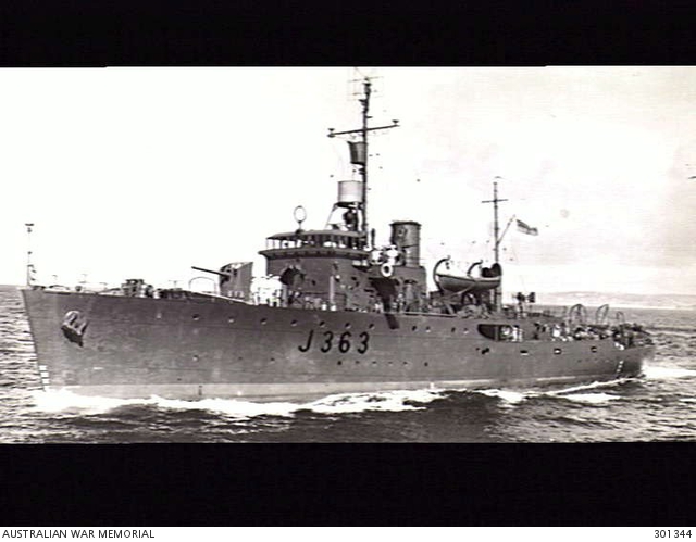 SYDNEY, NSW. 1944-04. PORT BOW VIEW OF THE CORVETTE HMAS STRAHAN (J363 ...