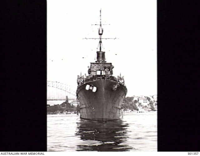 SYDNEY, NSW. C.1944. BOW VIEW OF THE DESTROYER HMAS STUART (I) (I00 ...