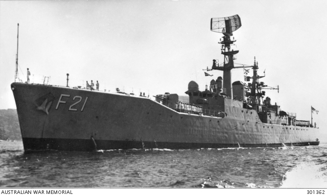 1968-04-01. PORT BOW VIEW OF THE FRIGATE HMAS STUART (II) (F21). THE ...