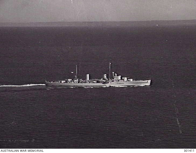 1939-07-17. AERIAL STARBOARD SIDE VIEW OF THE CRUISER HMAS SYDNEY (II ...