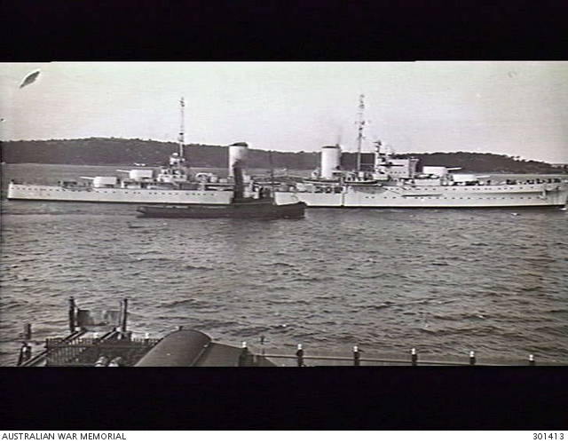 SYDNEY, NSW. C.1937. STARBOARD SIDE VIEW OF THE CRUISER HMAS SYDNEY (II ...