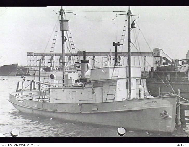 STARBOARD SIDE VIEW OF THE CSIRO FISHERIES RESEARCH VESSEL WARREEN ...