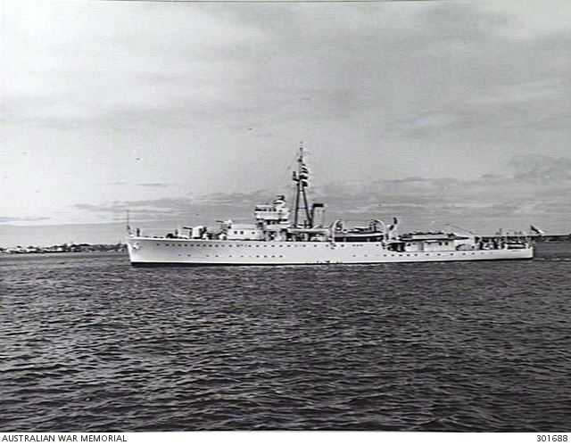 C.1947. PORT SIDE VIEW OF THE SLOOP HMAS WARREGO (II) IN THE IMMEDIATE ...
