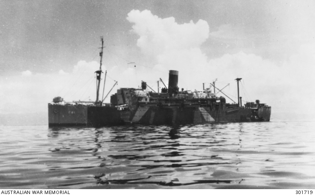 1945. PORT BOW VIEW OF THE LANDING SHIP INFANTRY HMAS WESTRALIA (I ...
