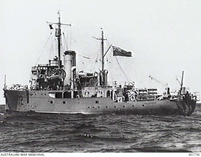 1941-10-22. PORT QUARTER VIEW OF THE CORVETTE HMAS WOLLONGONG (I) (J172 ...