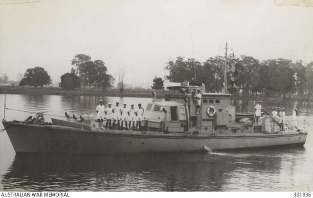 PORT SIDE VIEW OF THE SEAWARD DEFENCE BOAT SDB1321 (RUSHCUTTER ...