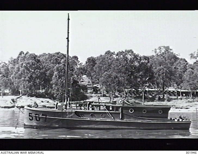 BRISBANE, QLD. 1944-03-15. PORT SIDE VIEW OF THE NAVAL AUXILIARY PATROL ...