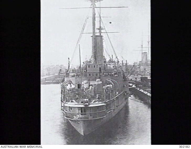 UNITED KINGDOM. STERN VIEW OF THE ARMOURED CRUISER HMS DRAKE, LATER TO ...