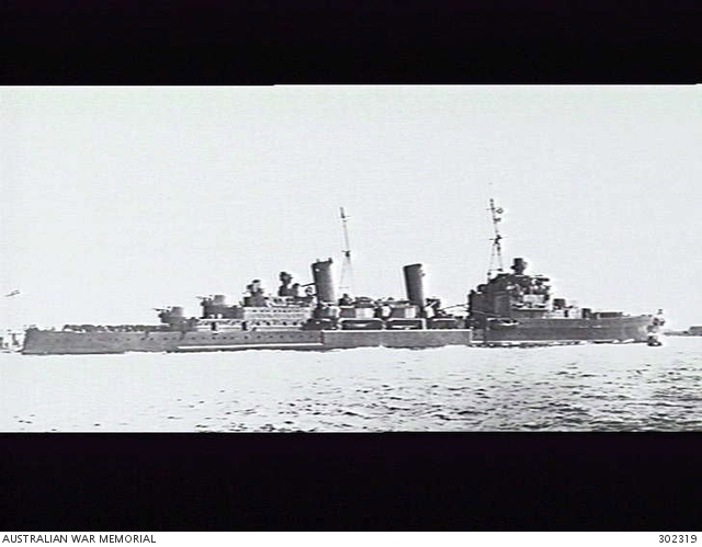 C. 1939. STARBOARD SIDE VIEW OF THE CRUISER HMS BELFAST AS COMPLETED ...