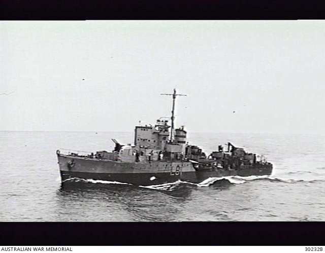 PORT BOW VIEW OF THE HUNT CLASS TYPE III DESTROYER HMS CATERICK (L81 ...