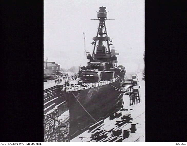 SYDNEY, NSW. 1942-11. BOW VIEW OF THE CRUISER USS CHESTER (CA-27) IN ...
