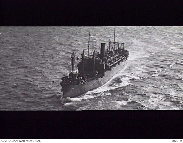 1944-02-11. AERIAL PORT BOW VIEW OF THE ATTACK TRANSPORT VESSEL USS ...
