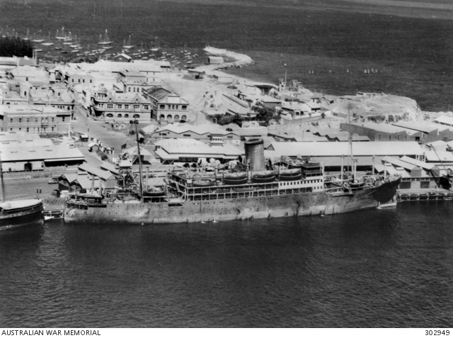 FREMANTLE, WA. 1942-03-20. PORT SIDE VIEW OF THE BRITISH TRANSPORT ...