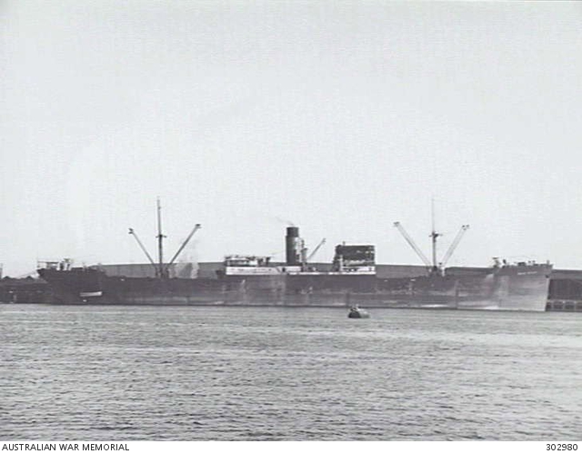 1948-06-04. STARBOARD SIDE VIEW OF THE BRITISH CARGO VESSEL BARON ...