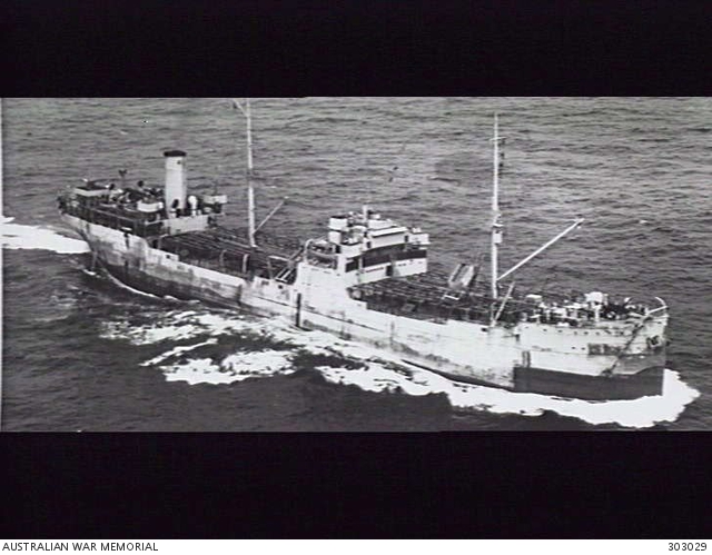 1944-01-13. AERIAL STARBOARD SIDE VIEW OF THE BRITISH TANKER SS BRITISH ...