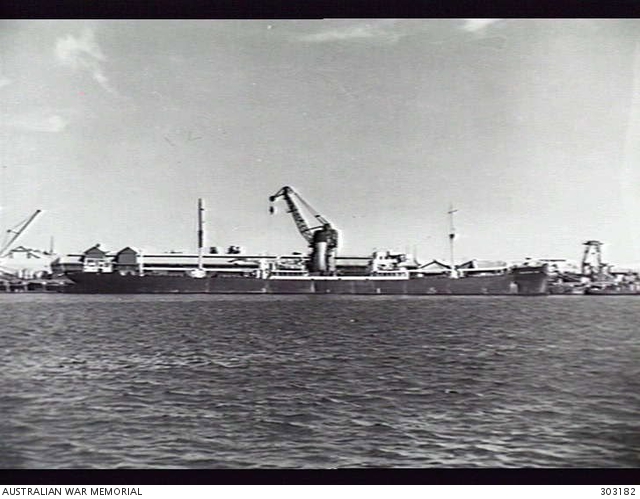 1949-02-07. STARBOARD SIDE VIEW OF THE BRITISH CARGO STEAMER DALLINGTON ...