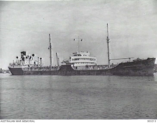 1950-02-09. STARBOARD BOW VIEW OF THE PANAMANIAN REGISTERED TANKER ...