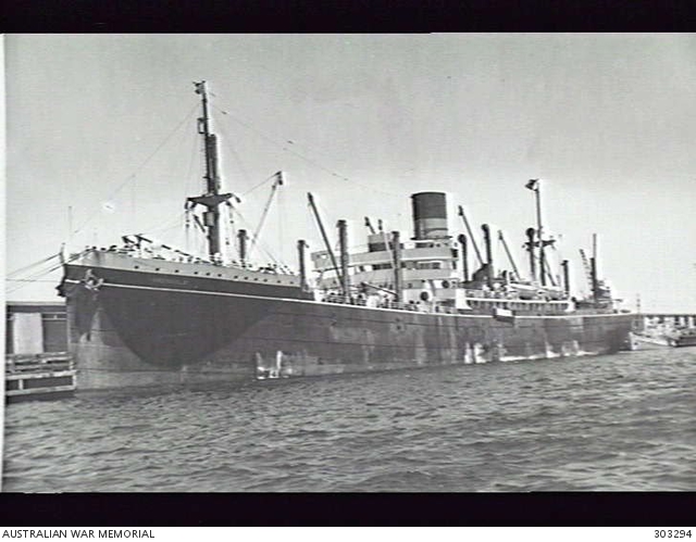 1949-01-24. PORT BOW VIEW OF THE BRITISH CARGO STEAMER FORDSDALE ...