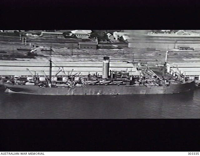 FREMANTLE, WA. AERIAL STARBOARD SIDE VIEW OF THE BRITISH CARGO VESSEL ...