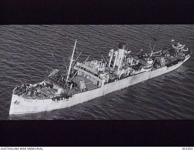 1944-06-03. AERIAL PORT BOW VIEW OF THE BRITISH CARGO STEAMER GULLPOOL ...
