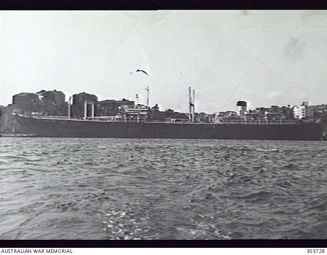SYDNEY, NSW. 1952-01-31. PORT SIDE VIEW OF THE ROYAL FLEET AUXILIARY ...