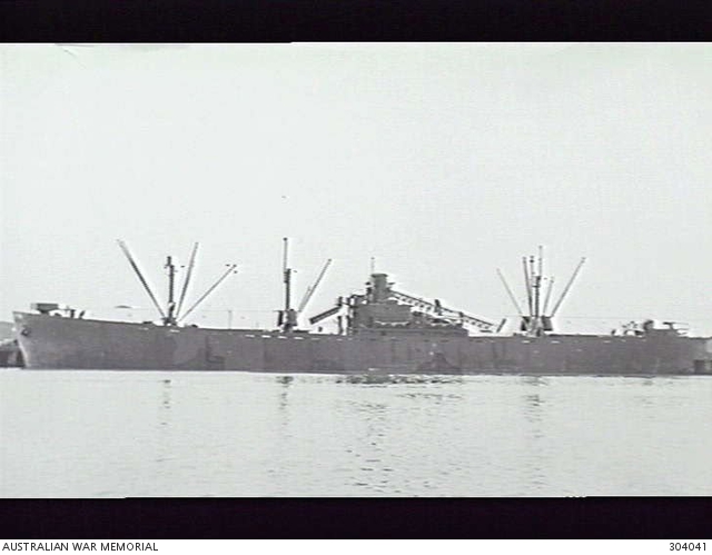 1942-05-05. PORT SIDE VIEW OF THE AMERICAN CARGO VESSEL THOMAS PAINE ...