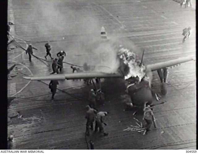 PACIFIC OCEAN. C.1945. A US NAVY CURTISS SB2C HELLDIVER BOMBER, STILL ...