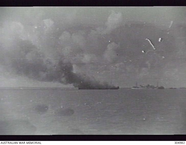 DARWIN, NT. 1942-02-19. THE HARBOUR SHORTLY AFTER THE JAPANESE AIR RAID ...