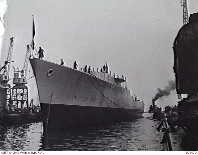 WILLIAMSTOWN NAVAL DOCKYARD, VIC. 1948-08-20. PORT BOW VIEW OF THE ...