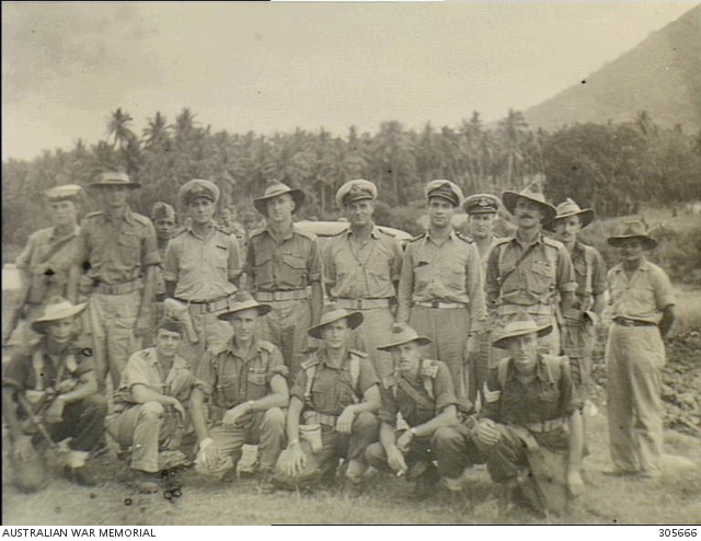 HALMAHERA ISLANDS. 1945-11-09. GROUP PORTRAIT OF AUSTRALIAN SERVICE ...