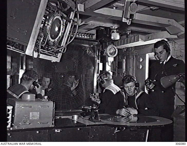 HMAS WATSON, RAN RADAR TRAINING SCHOOL, WATSON'S BAY, NSW. C.1948. RAN ...