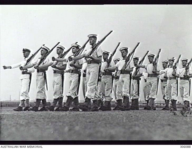 HMAS RUSHCUTTER, AUSTRALIAN NAVAL DEPOT, RUSHCUTTERS BAY, NSW. TRAINEES ...