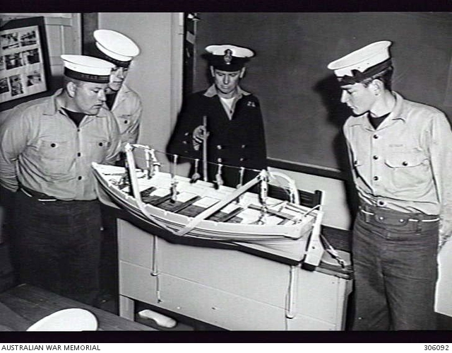 HMAS CERBERUS, FLINDERS NAVAL DEPOT, VIC. RAN PERSONNEL UNDERGOING ...