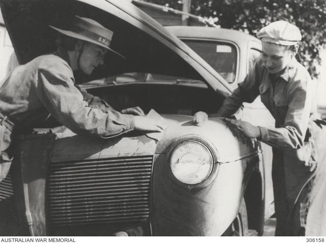 MEMBERS OF THE WOMEN'S ROYAL AUSTRALIAN NAVAL SERVICE (WRANS) CARRYING ...